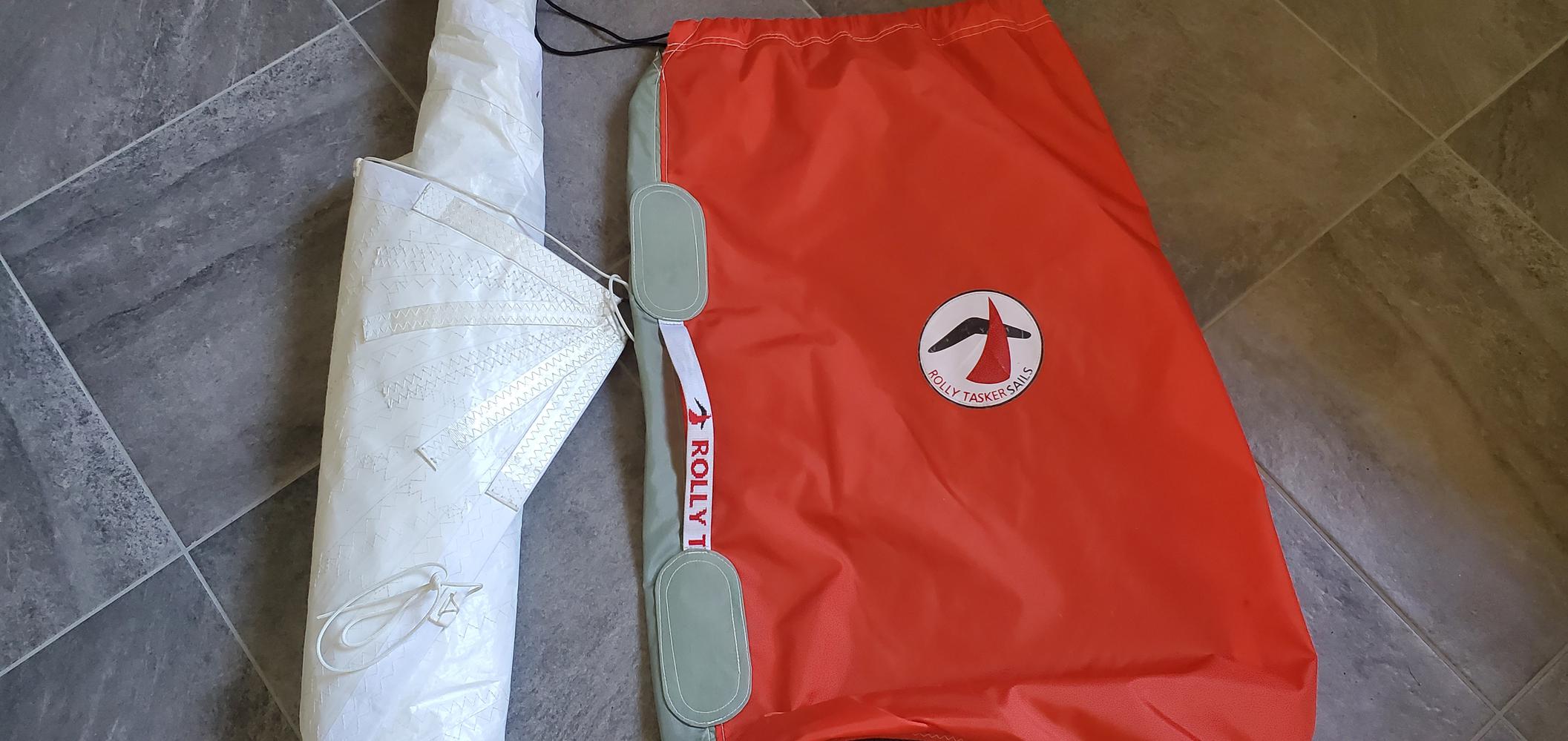 Used Code zero FIRST CLASS7 ROLLY TASKER SAILS